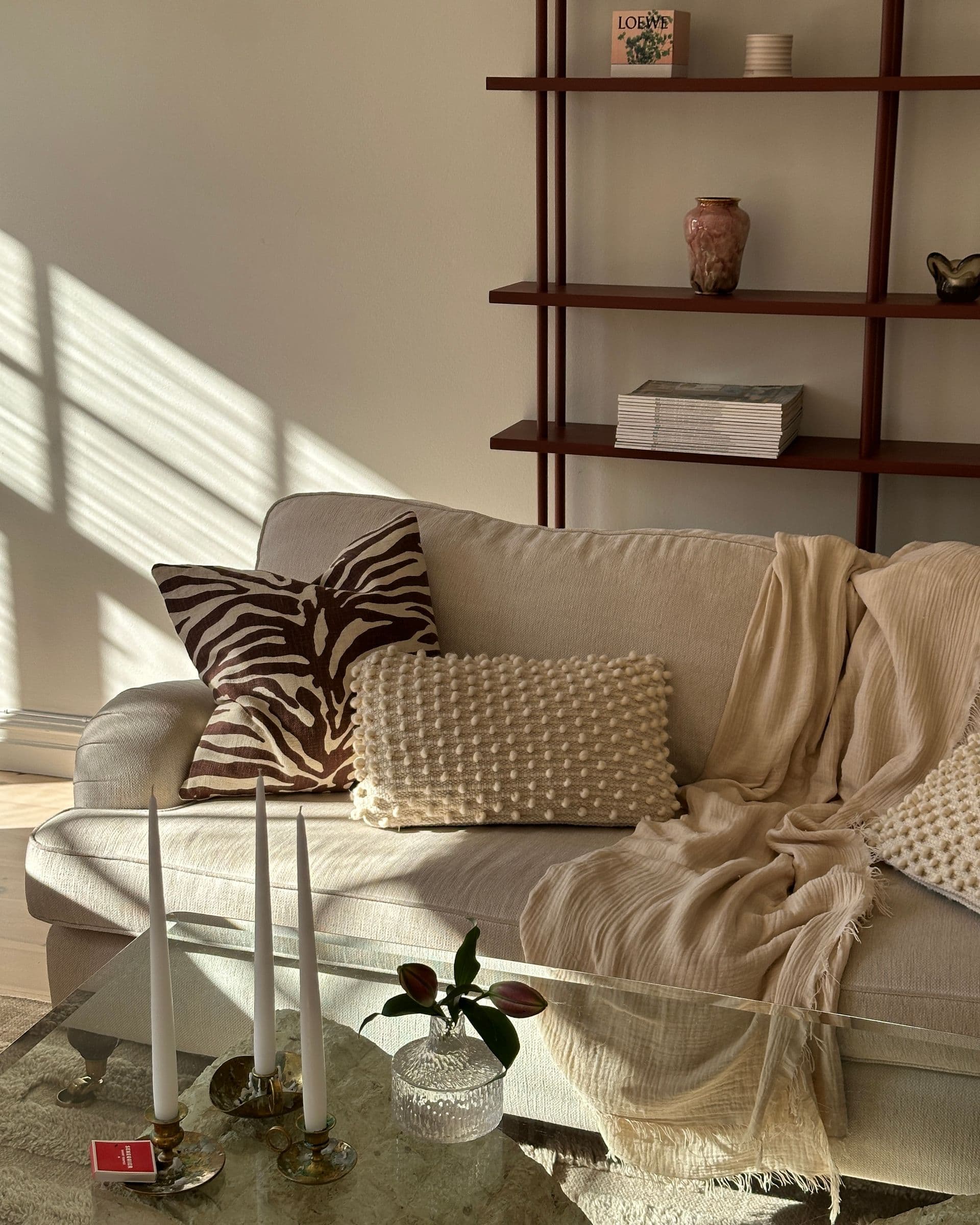 Tuhlin Cushion — Tinted